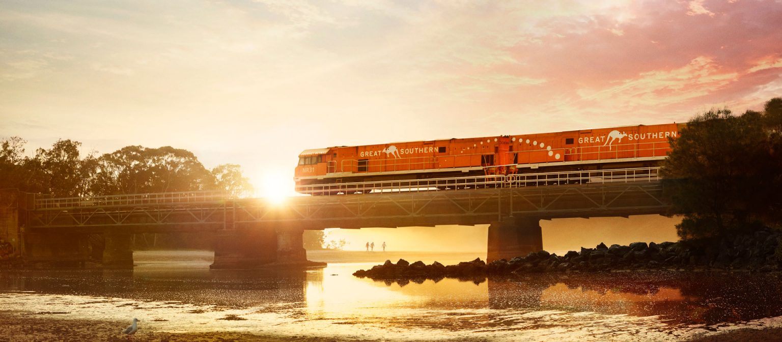 Luxury Australian Train Journeys | Train Holidays Australia - Aussie Trains